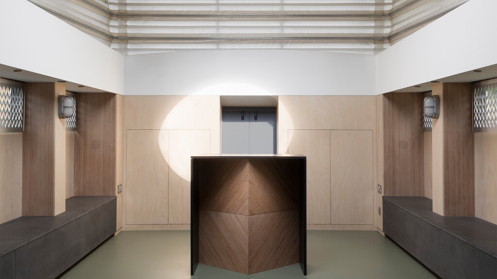 New London Awards 2021 Winner - The Floating Church - New London ...